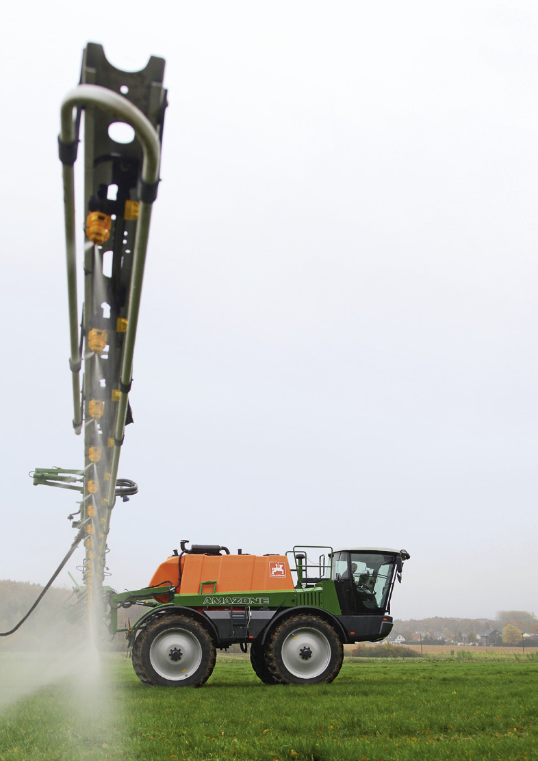 Amazone Pantera 4001 sprayer: Pantera on the prowl - Profi