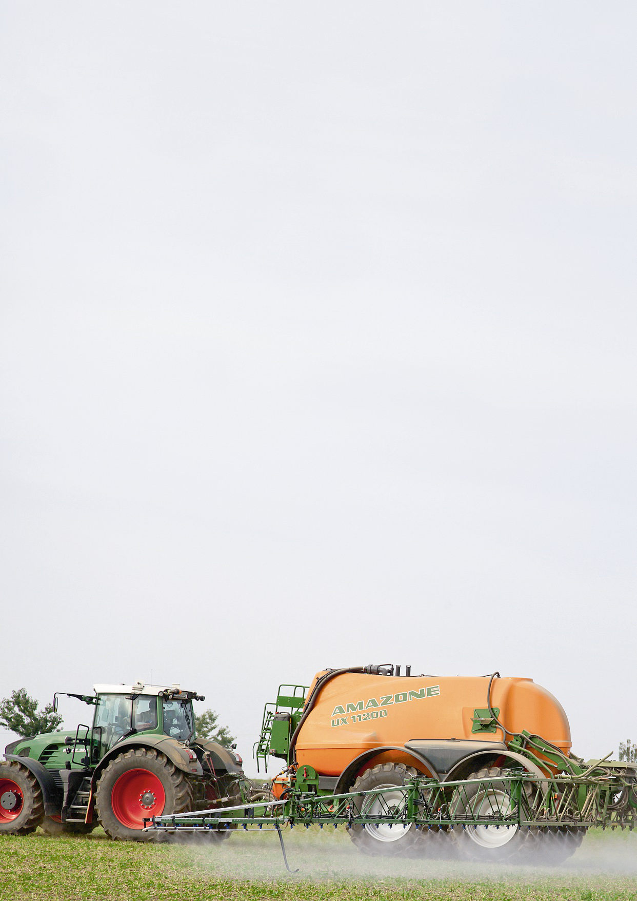 Amazone UX11200 trailed sprayer - Profi