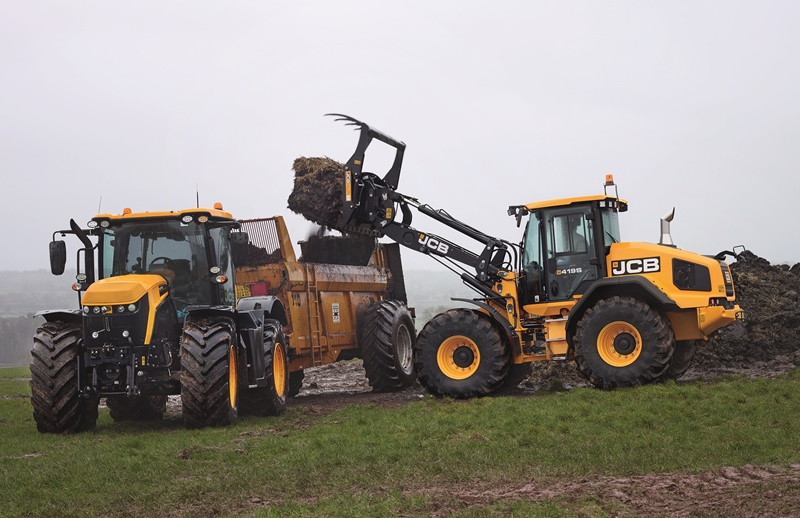 UK debut for JCB wheeled loader - Profi