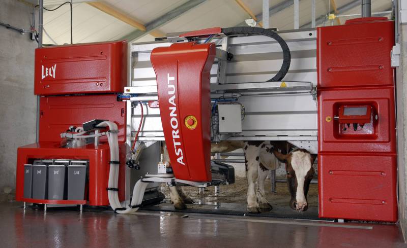 Lely sells more robotic systems - Profi