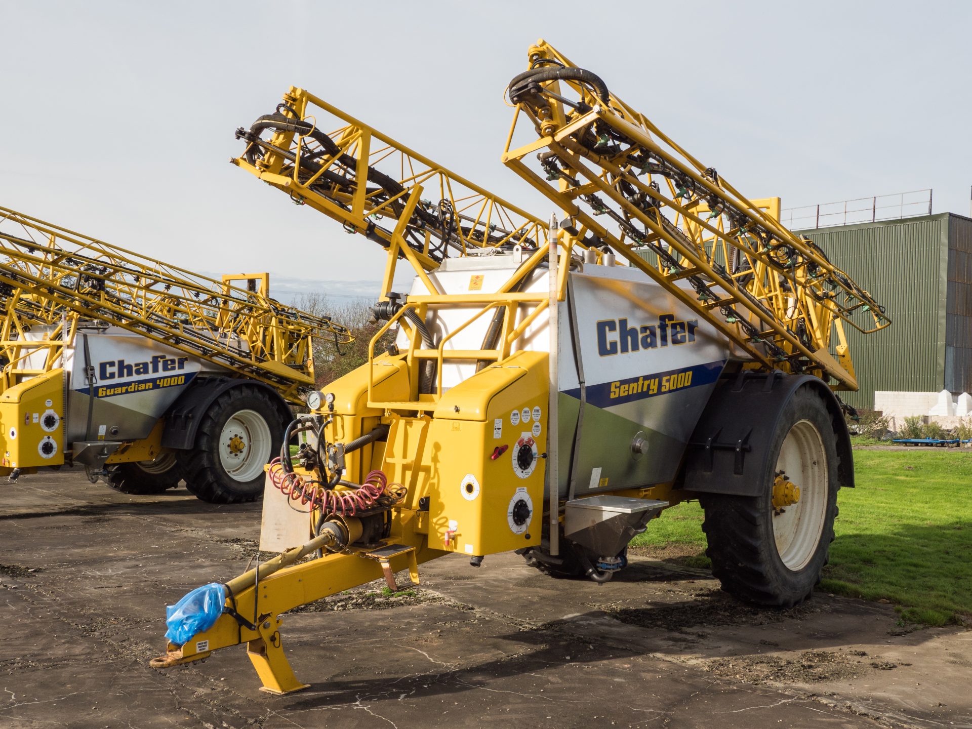Chafer Guardian and Sentry trailed sprayers - Profi