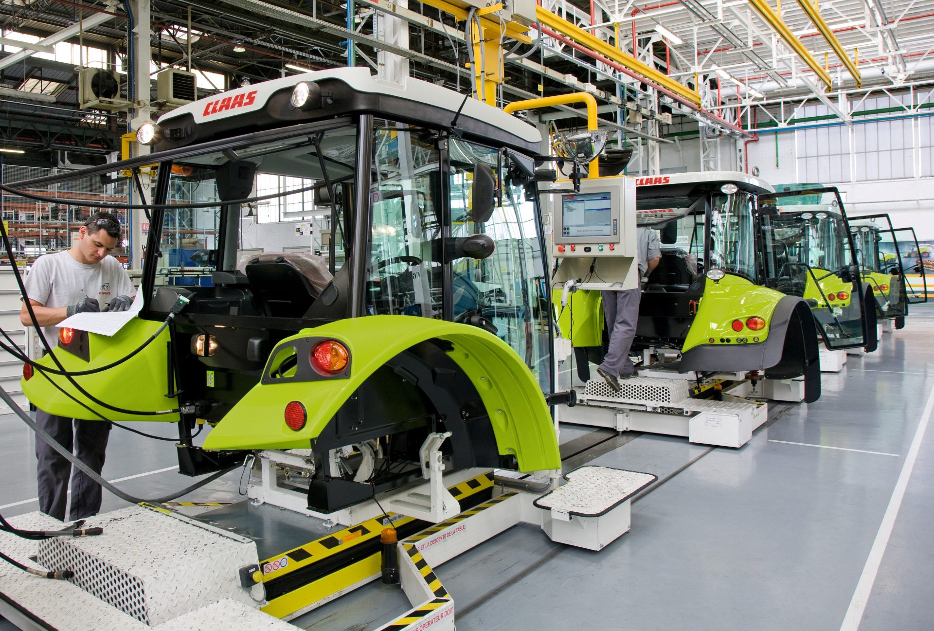 Claas invests in its tractor business - Profi