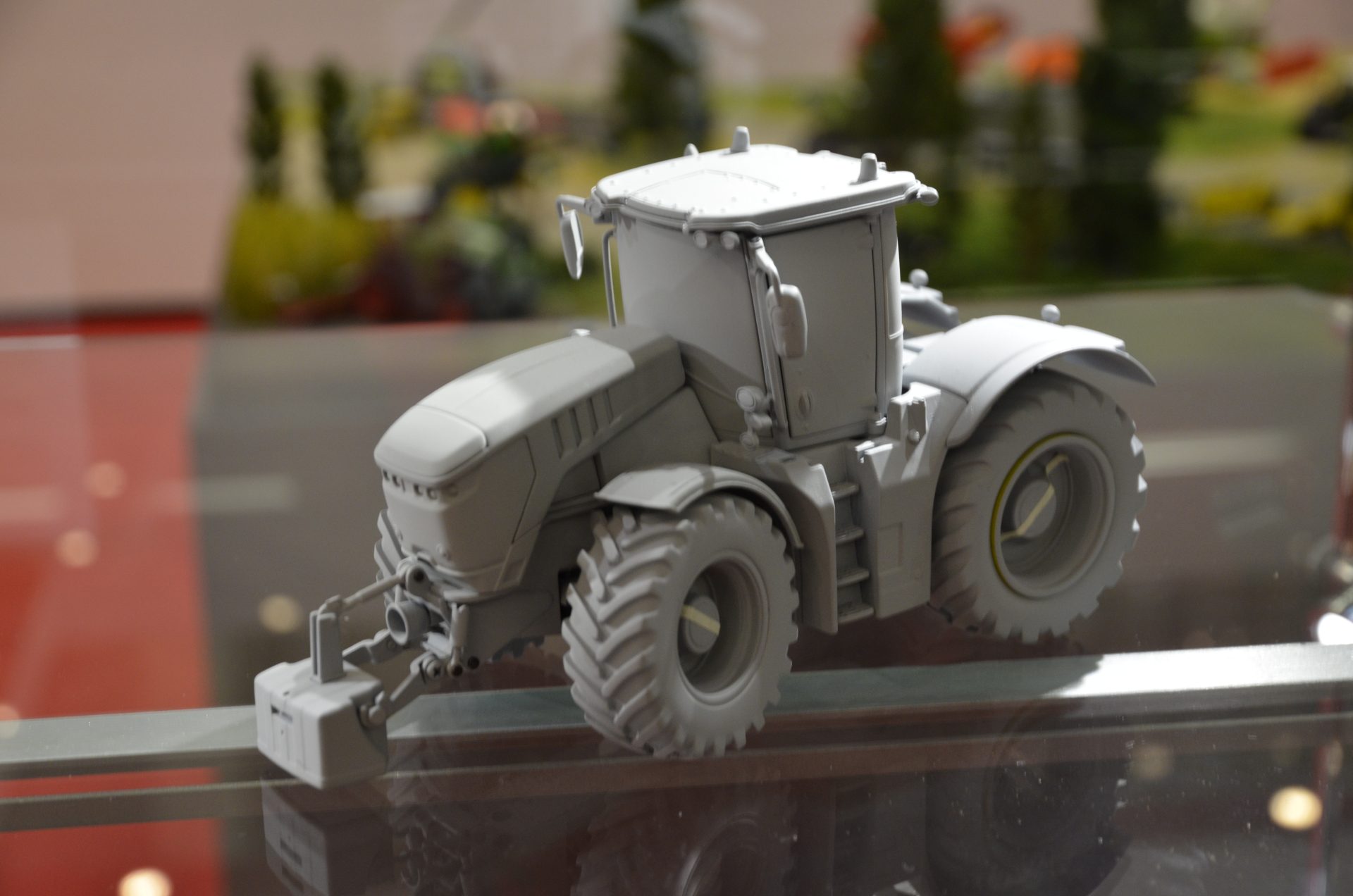Miniature JCB Fastrac 8000 in the making - Profi