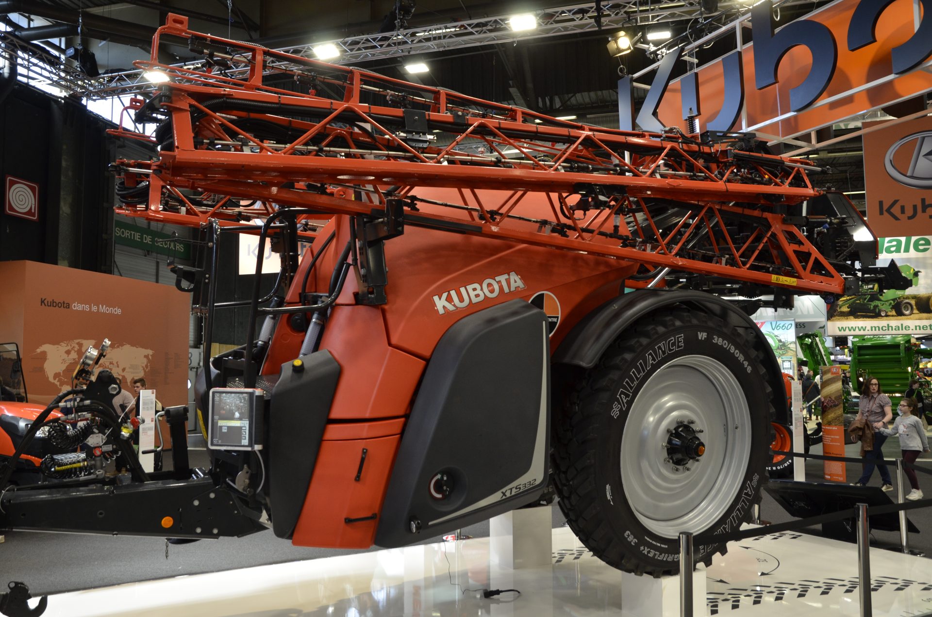 Kubota launches first trailed sprayer - Profi