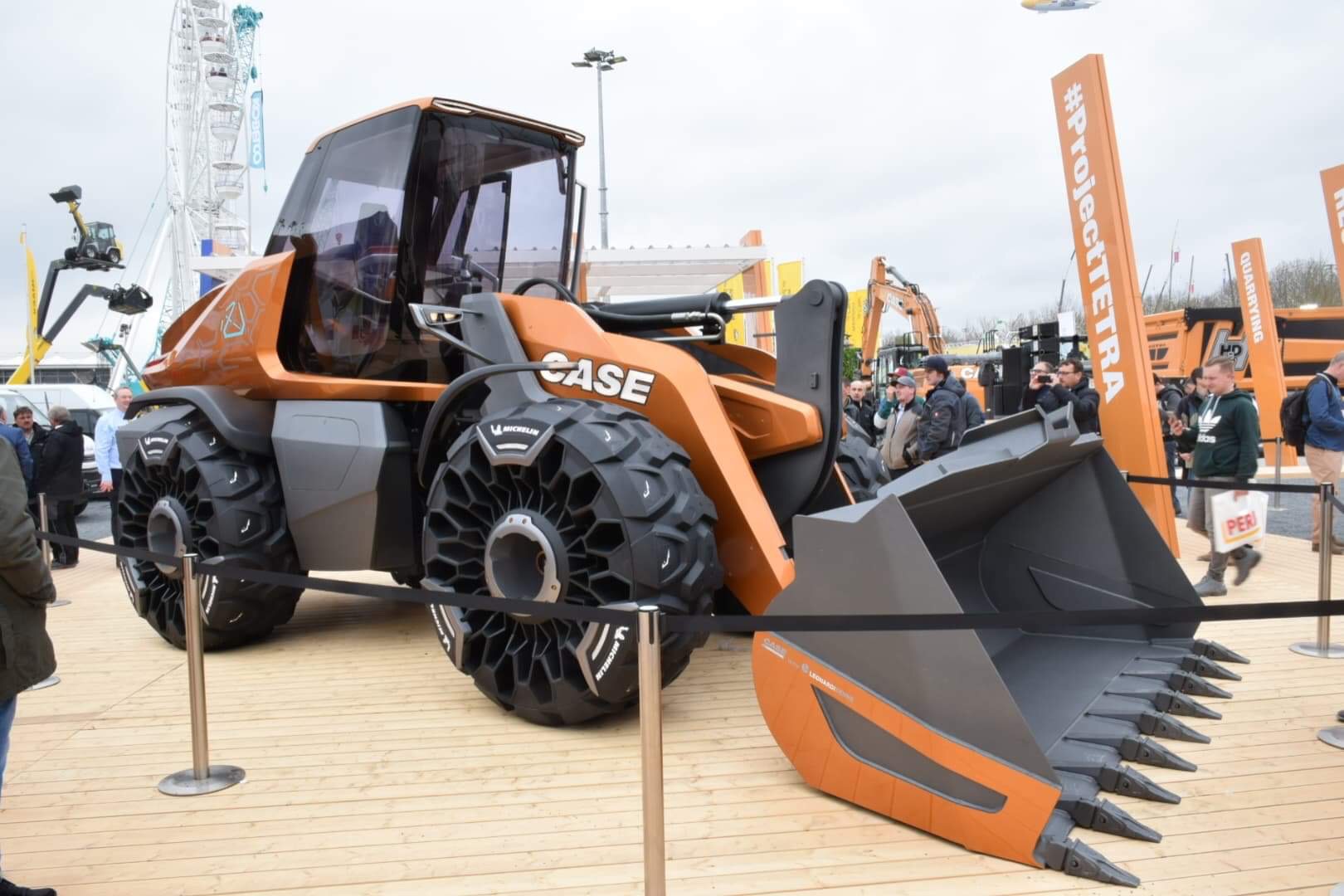 Future loader concept from Case - Profi