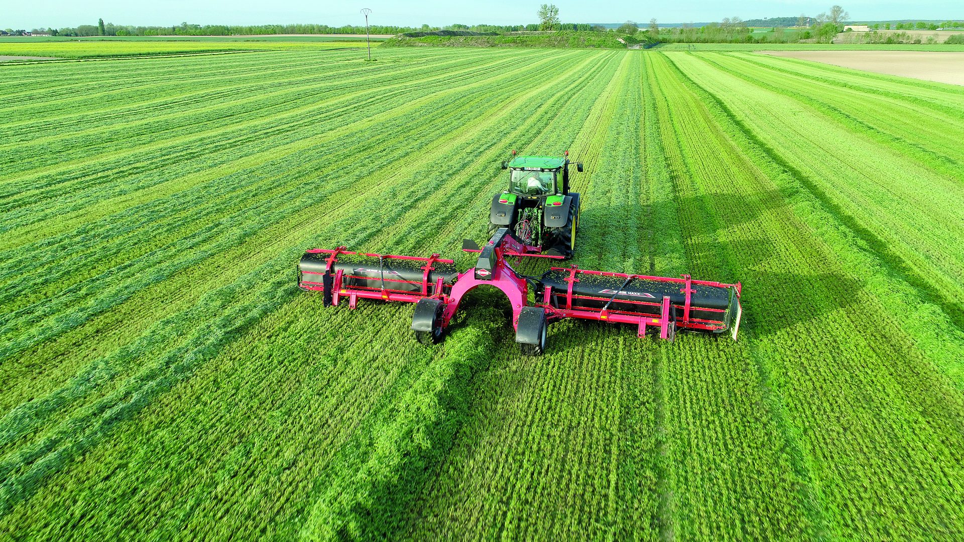 Kuhn adds to Merge Maxx - Profi