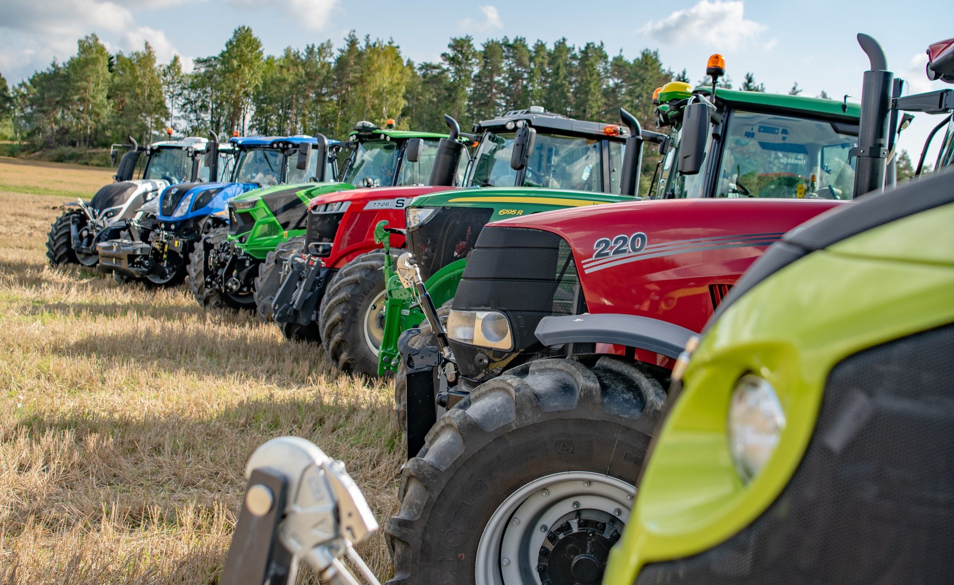 Small reduction in UK tractor registrations - Profi