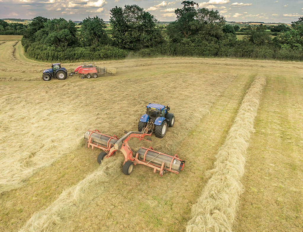 Kuhn Merge Maxx 950 swather: Collection point - Profi