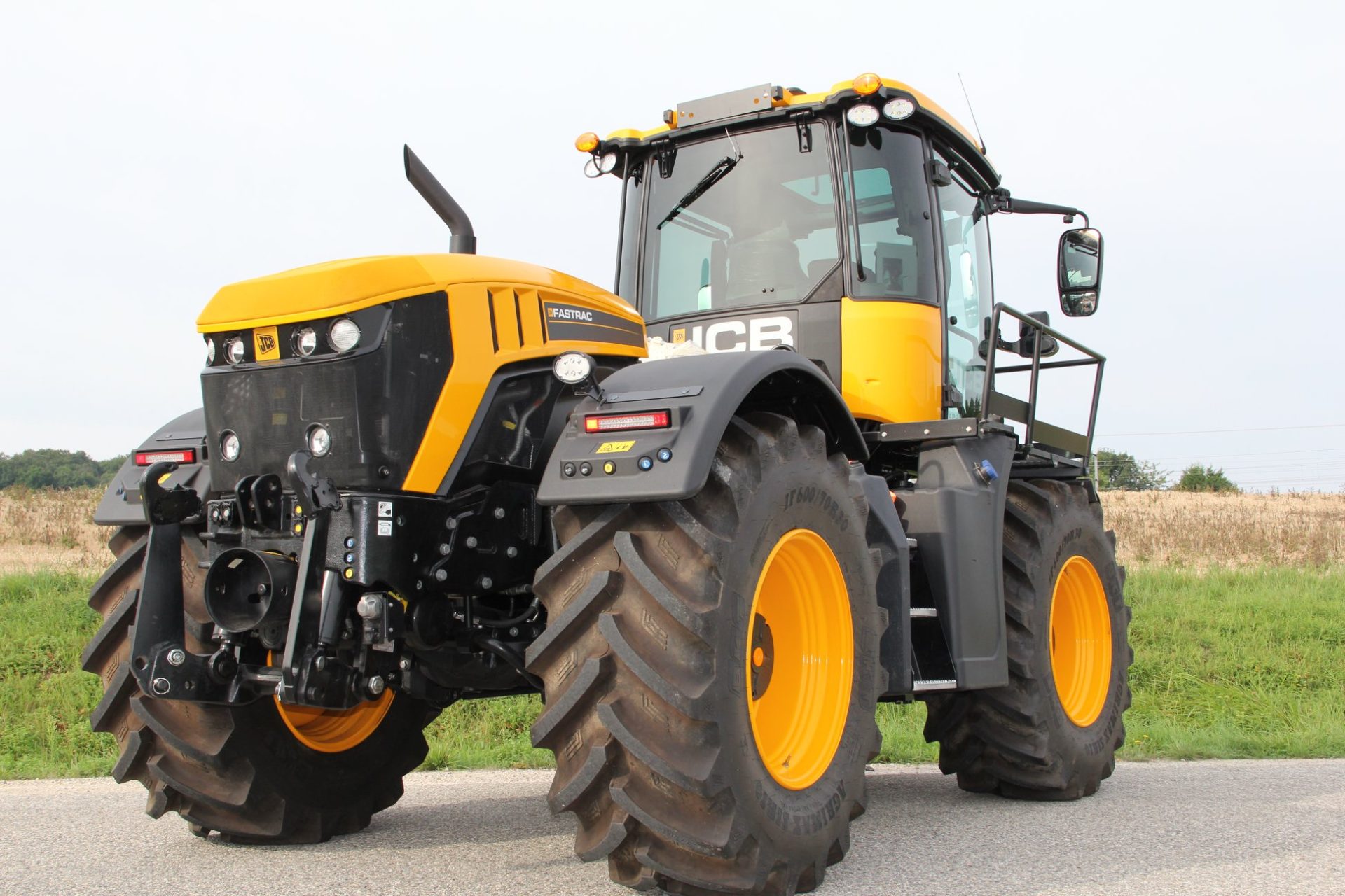 JCB Fastrac in the snow - Profi