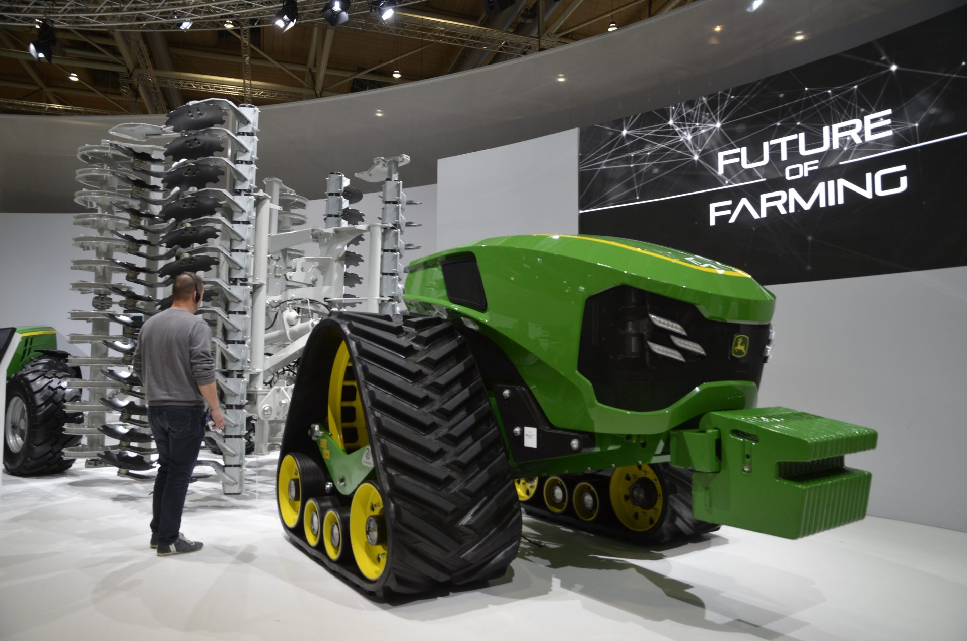 John Deere’s glimpse of the future - Profi
