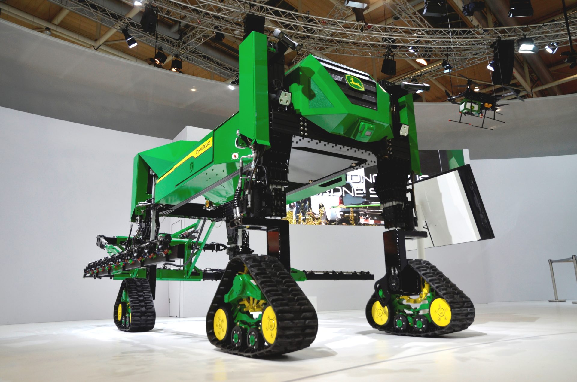 John Deere shows autonomous sprayers - Profi