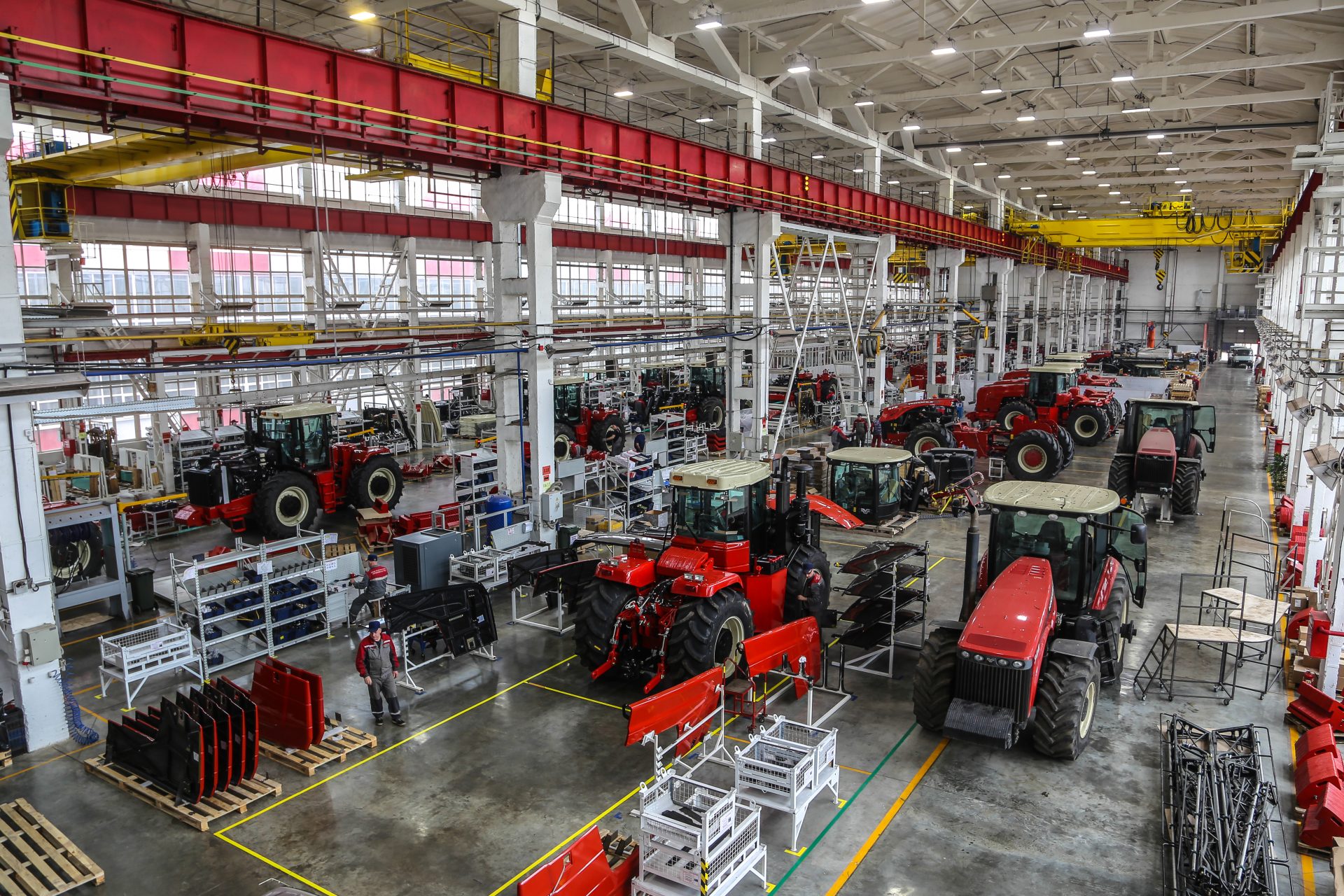 Rostselmash builds new tractor plant - Profi