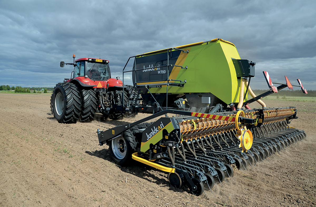 Junkkari W700 drill: Genius giant - Profi