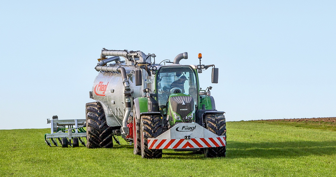 Fliegl Twist 13000: To the side - Profi