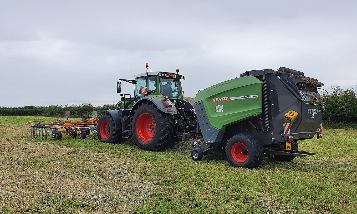 Driving impression: Abimac Avantime 7810-13 front-mounted rake - Profi
