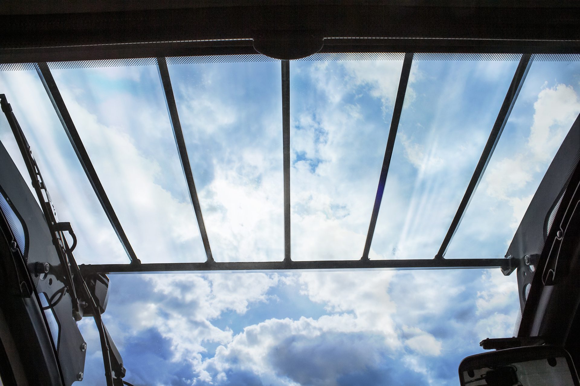 Higher cab option on Kramer telehandlers - Profi