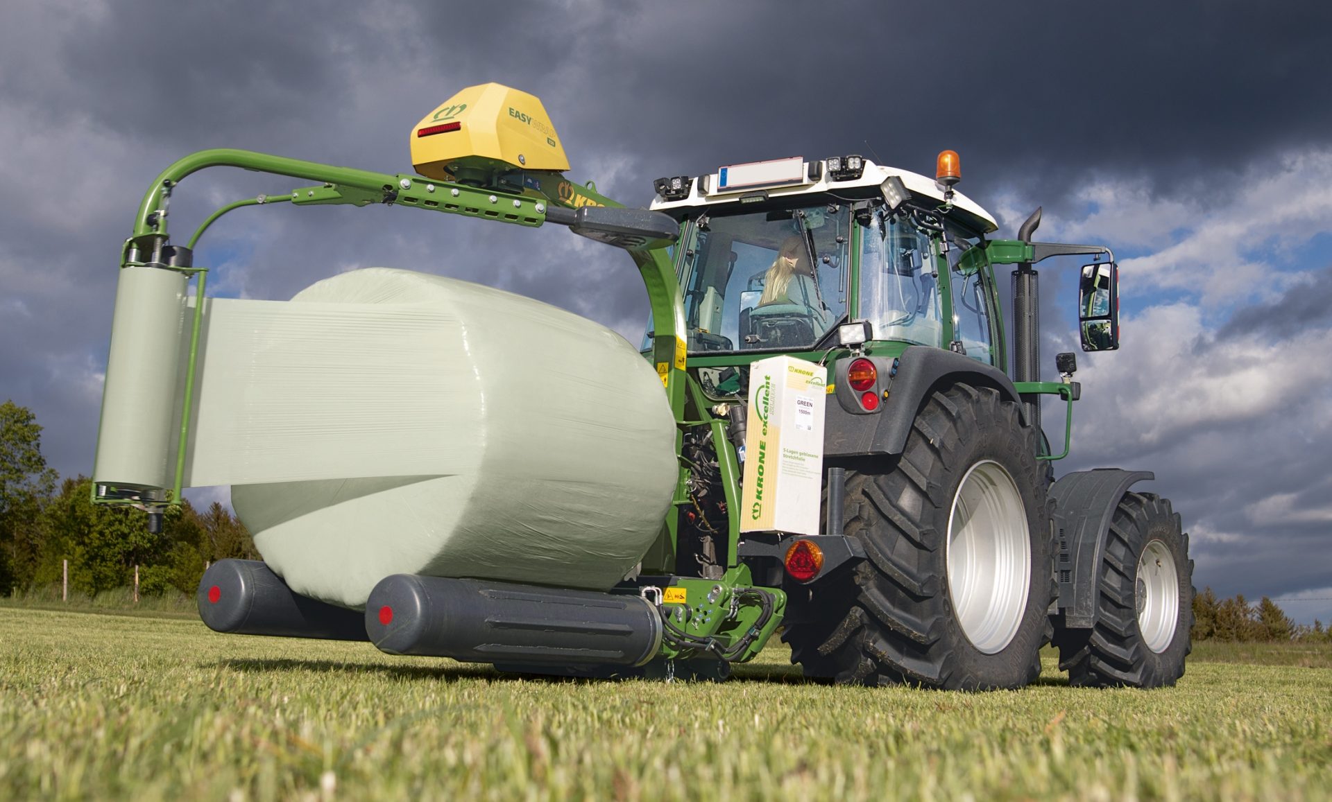 Krone EasyWrap round bale wrapper - Profi