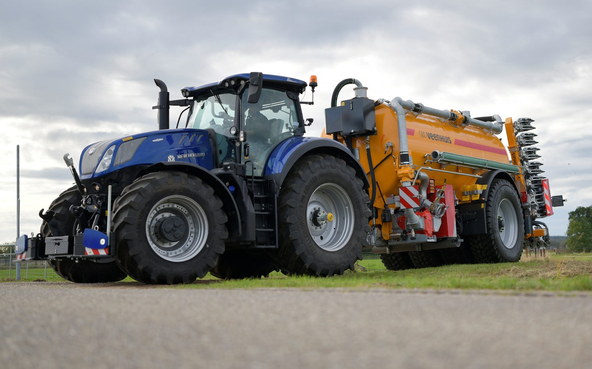 Quad-shift axle on Veenhuis slurry tanker - Profi
