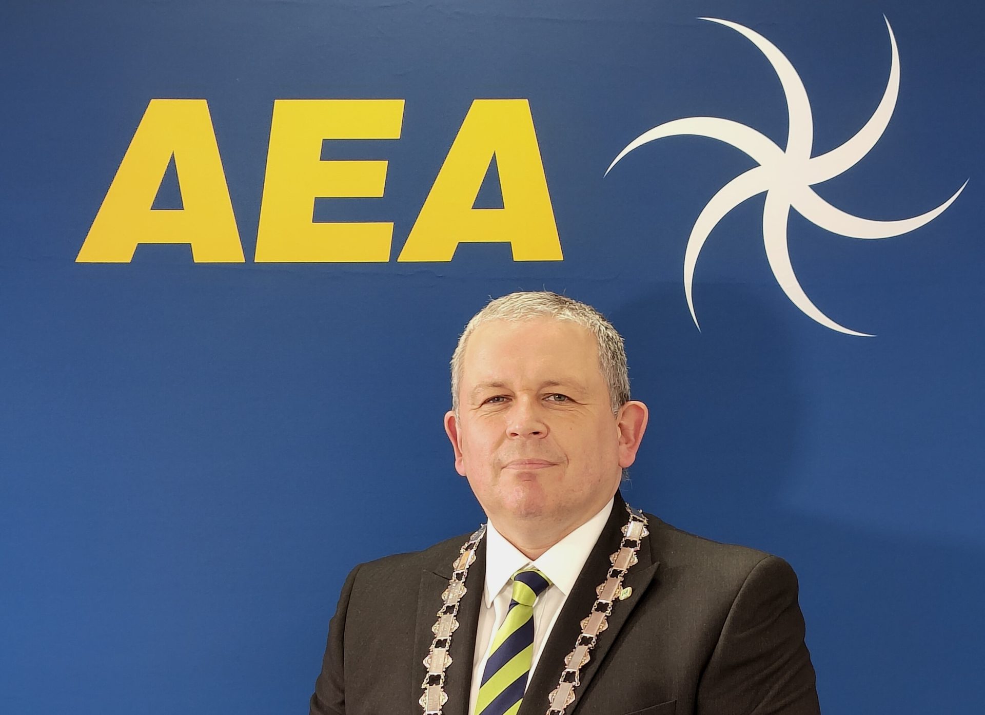 New president at the AEA - Profi