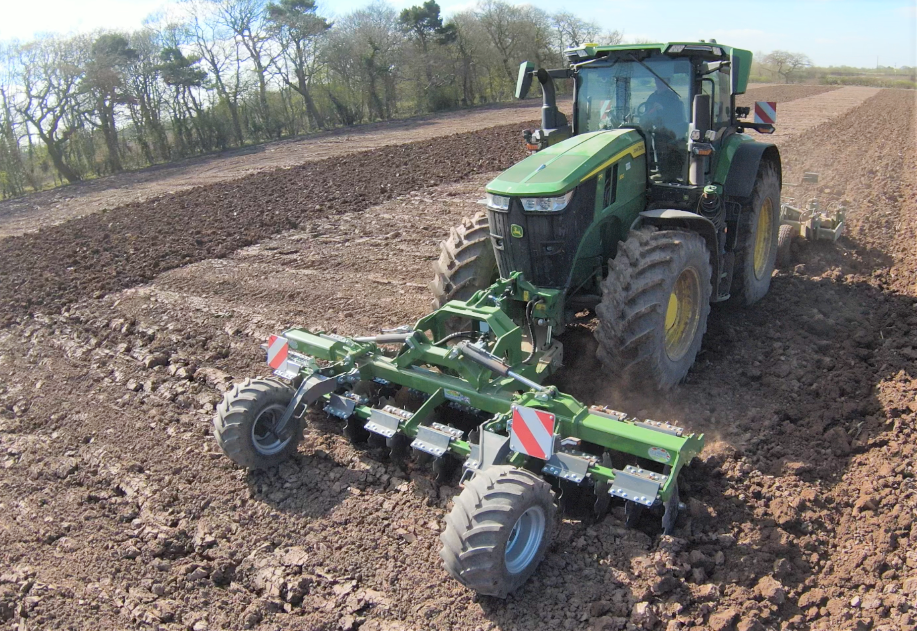 Front mounted discs for hard soils - Profi