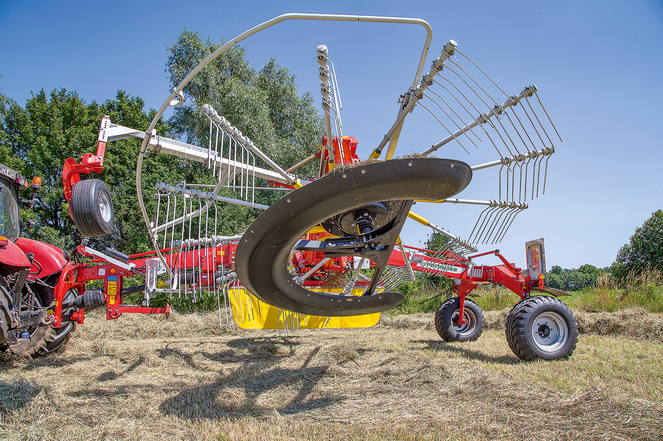 Pöttinger Flowtast: Reinventing the wheel? - Profi