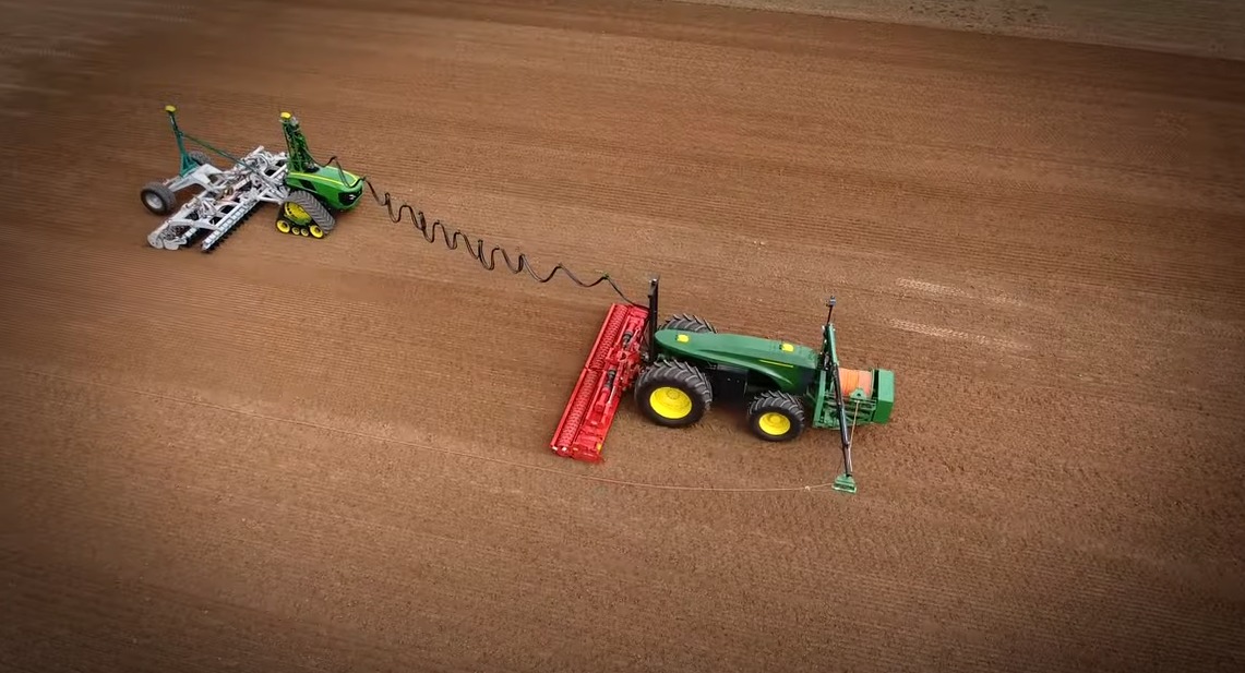 John Deere continues robot testing - Profi