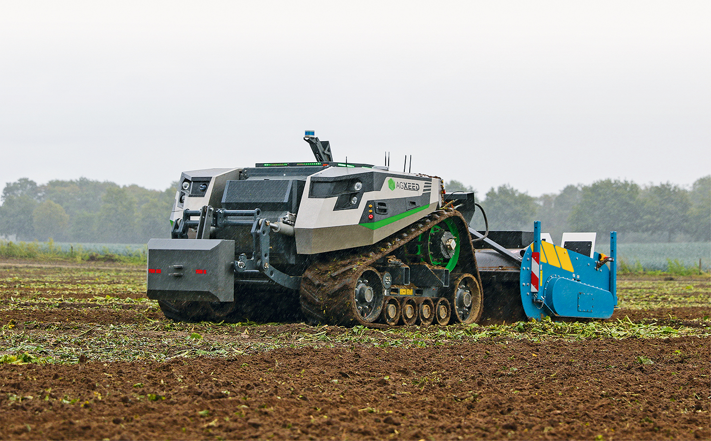 Driving Impression: AgXeed AgBot autonomous tractor - Profi