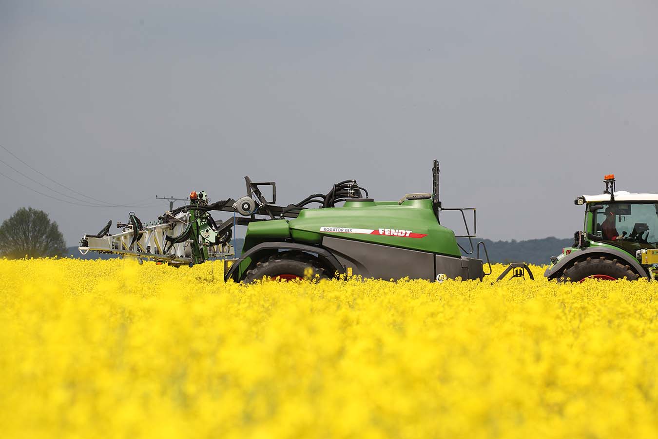 Fendt Rogator 355 sprayer: A change of clothes - Profi