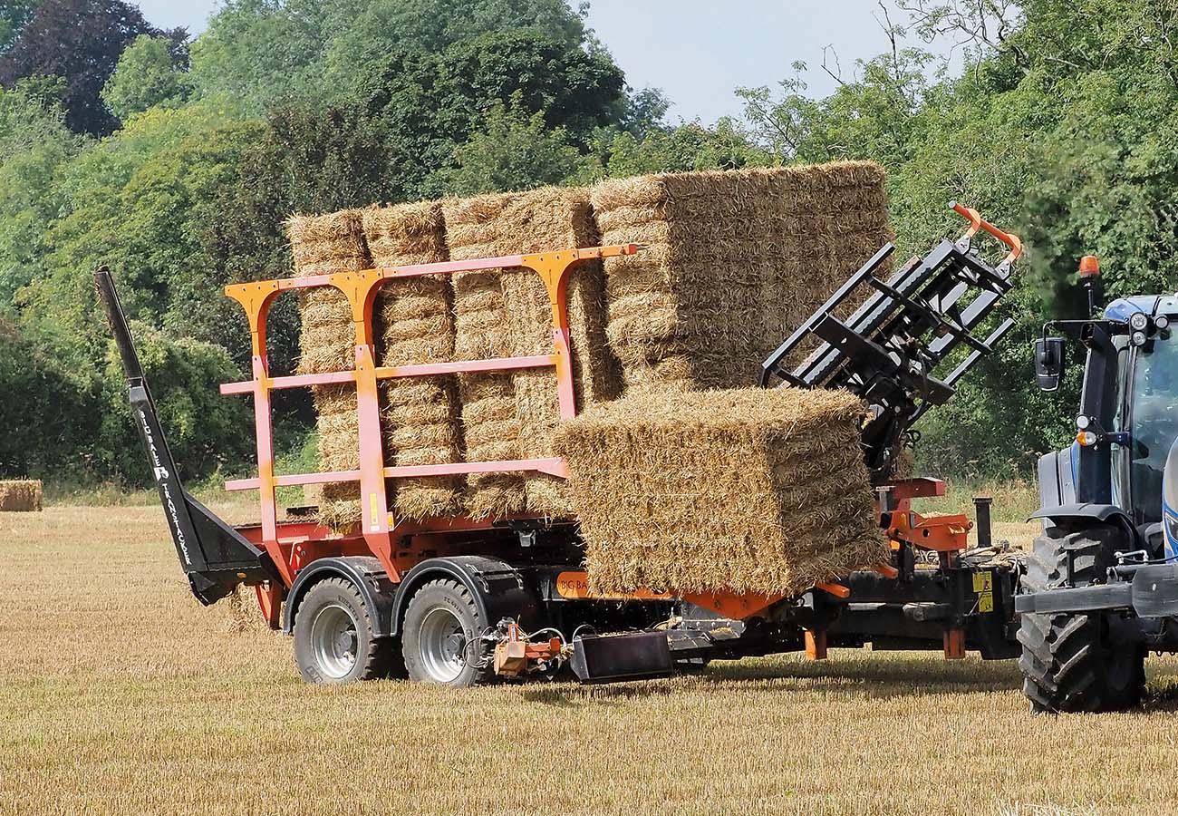 Big Bale Co (South) Transtacker bale chaser: Bale collection stacks up ...