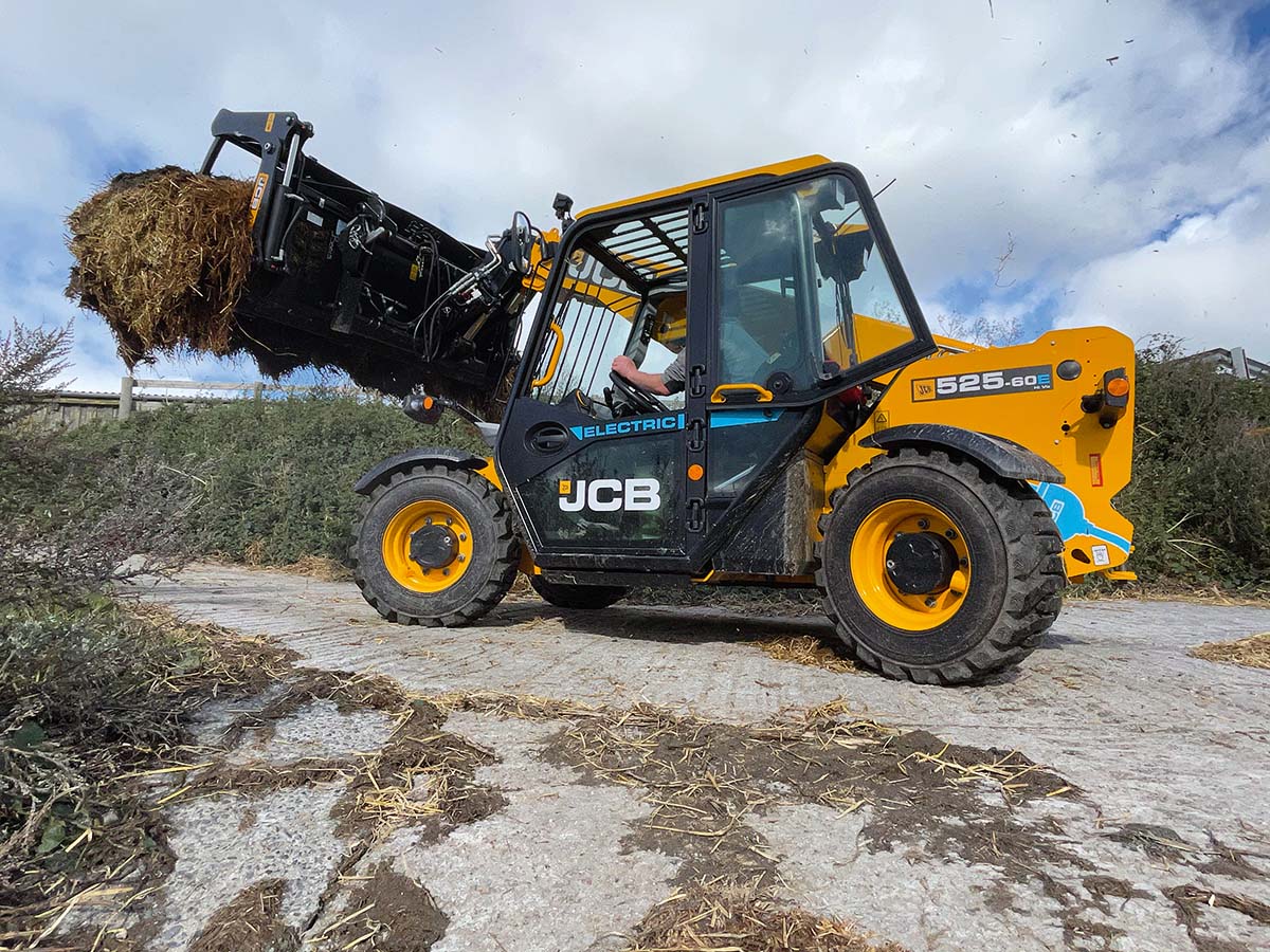 JCB Loadall 525-60E: Getting the handling buzz - Profi