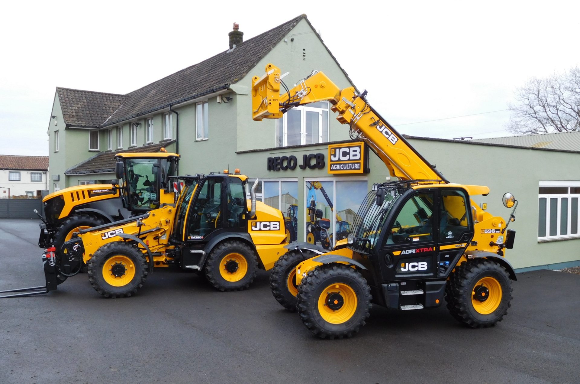 England’s first JCB-only ag dealer - Profi