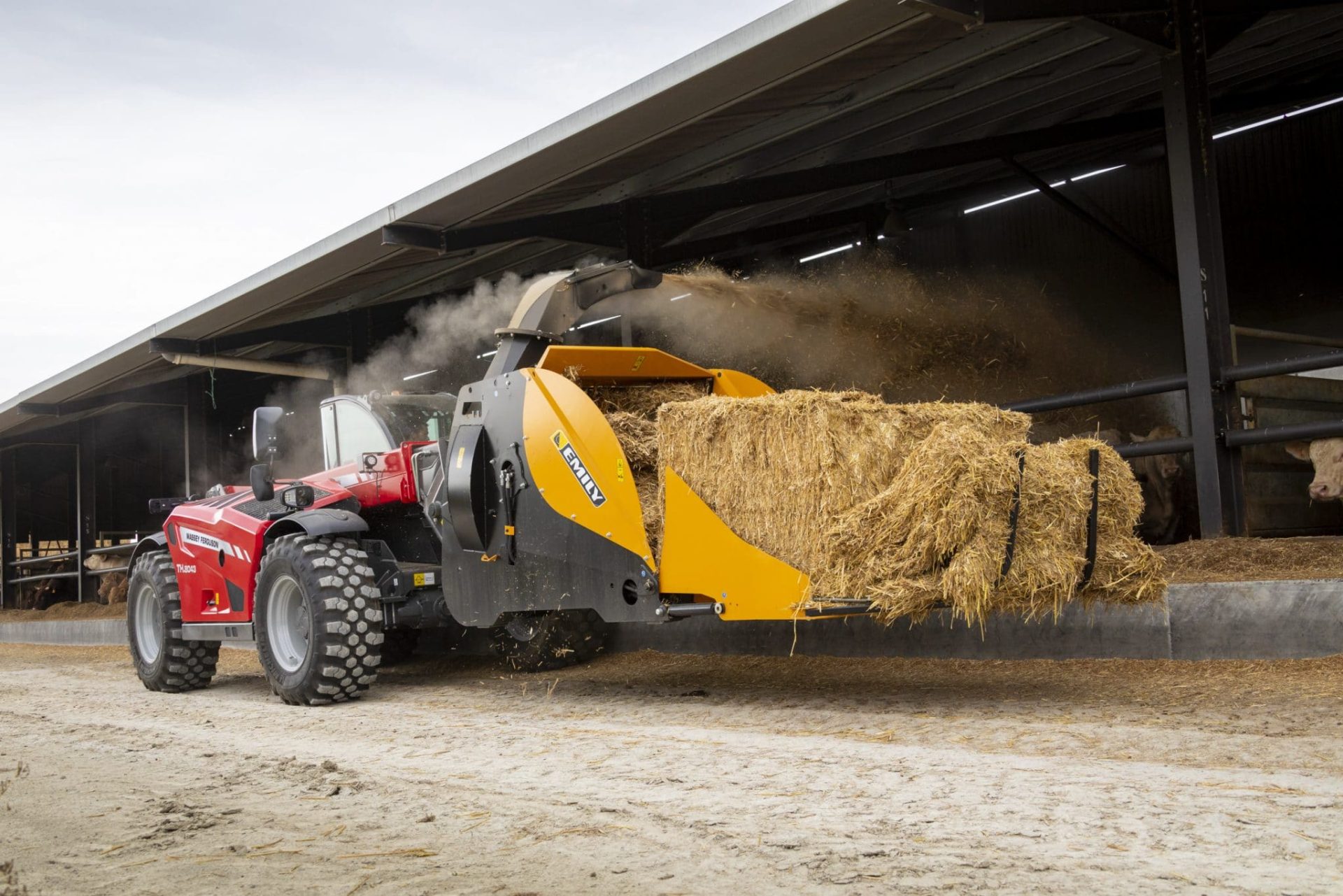 Loader-mounted straw bedding tools Making light work of bedding down ...