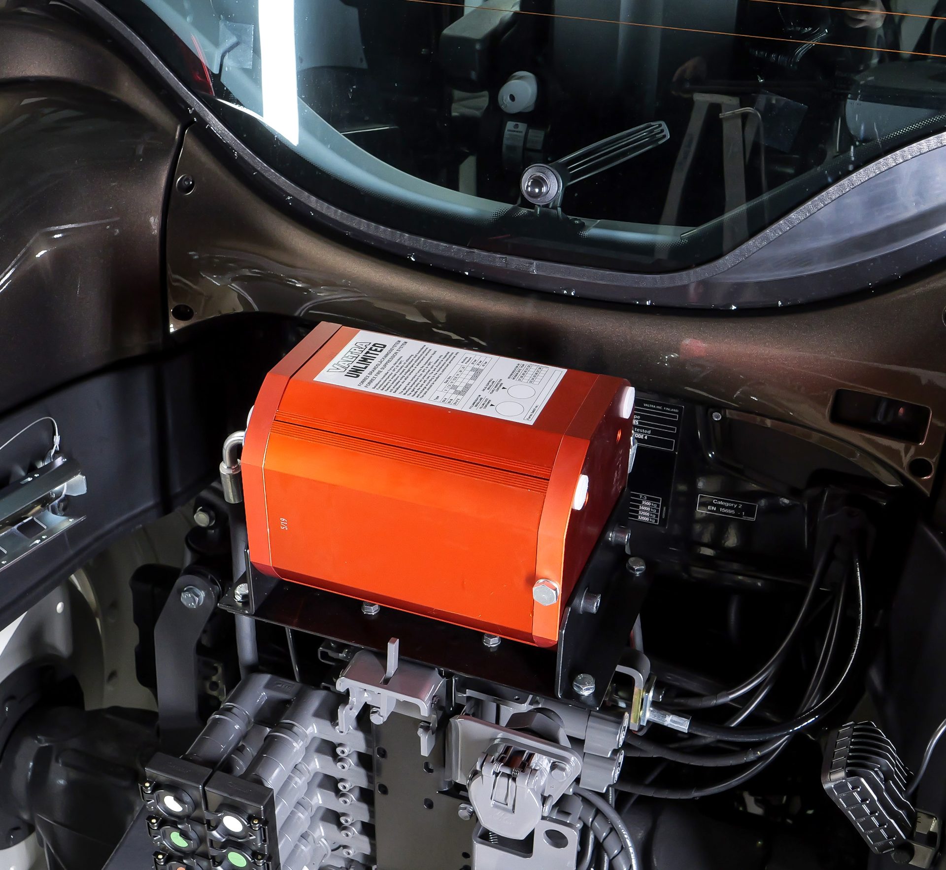 Valtra fire suppression system - Profi