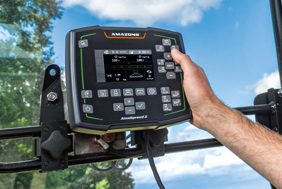 Easy to use spreader terminal - Profi