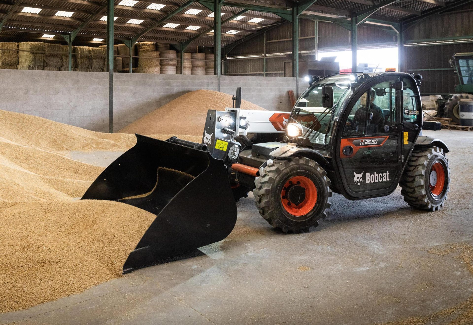 Smaller Bobcat telehandler - Profi