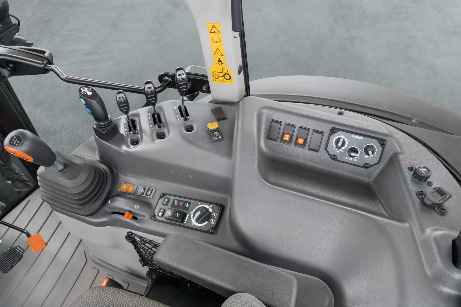 Claas Axos 200: compact all-rounder - Profi