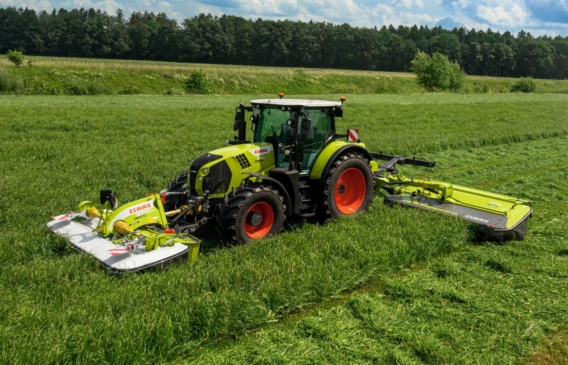 Five versions of new Claas Disco - Profi