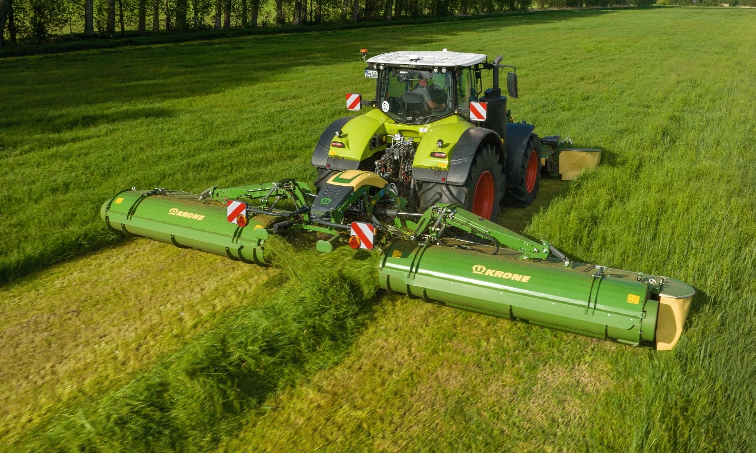 10.45m-wide Krone EasyCut mower - Profi