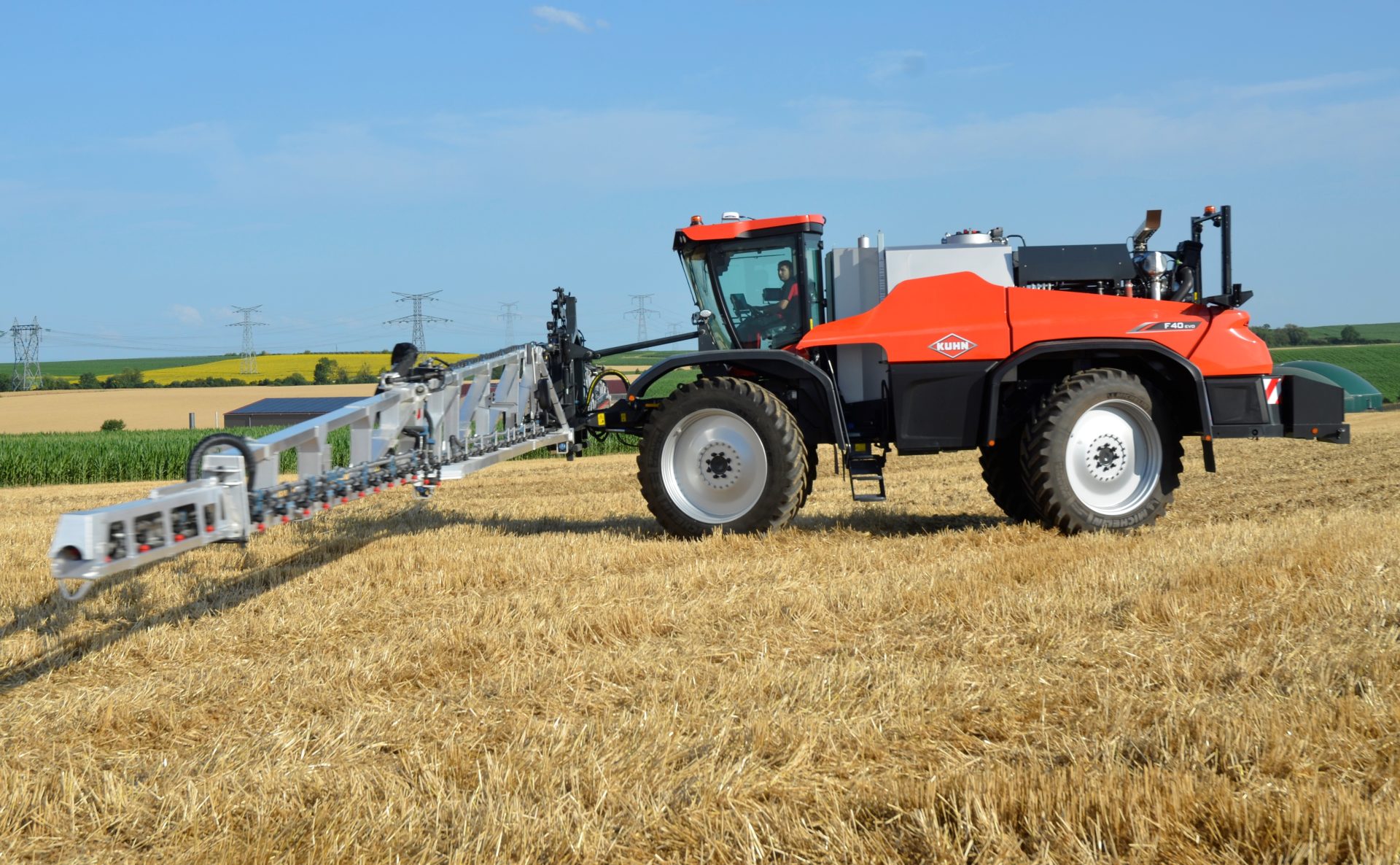 First self-propelled Kuhn sprayer in Europe - Profi