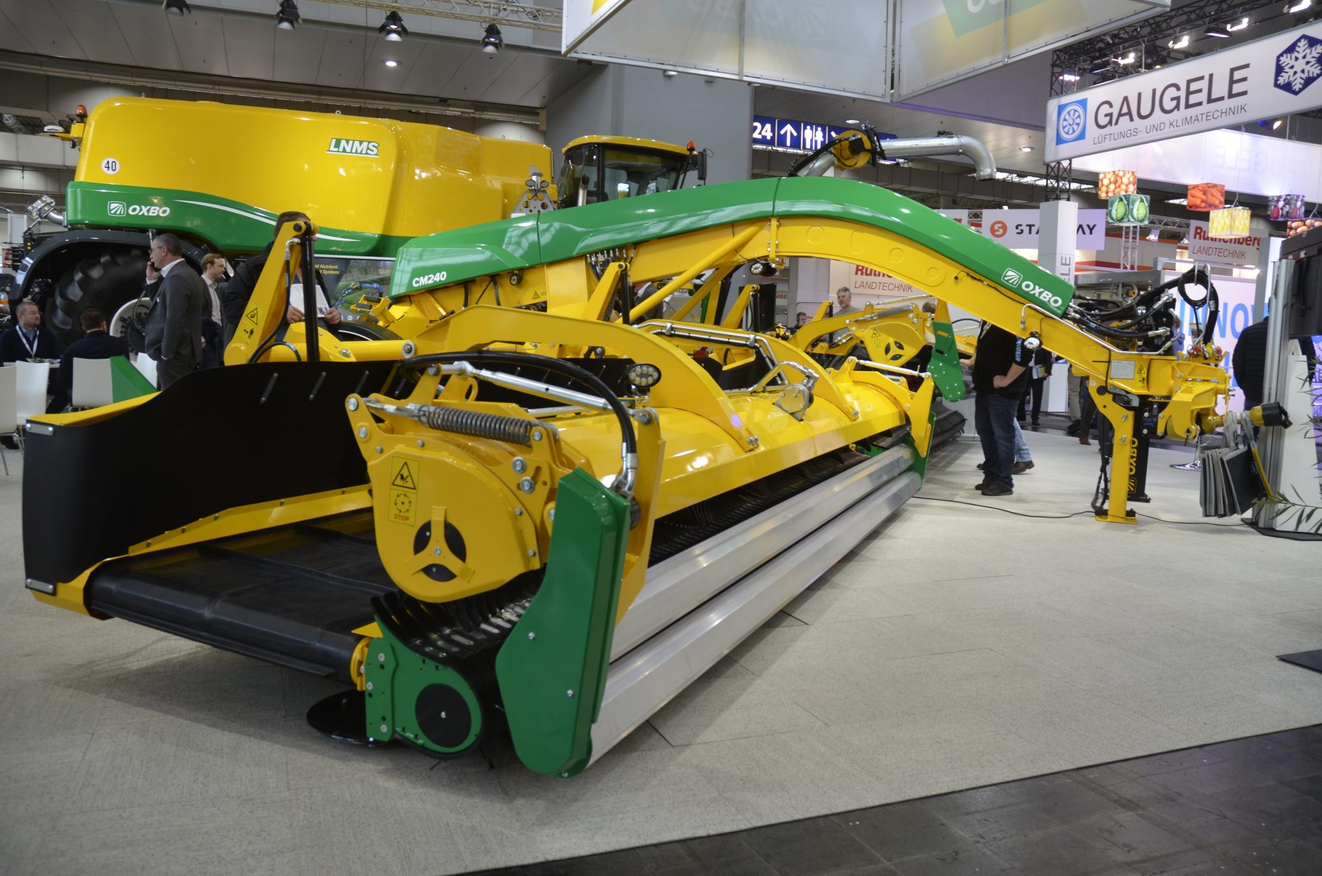 Trailed Oxbo merger suits CTF systems - Profi