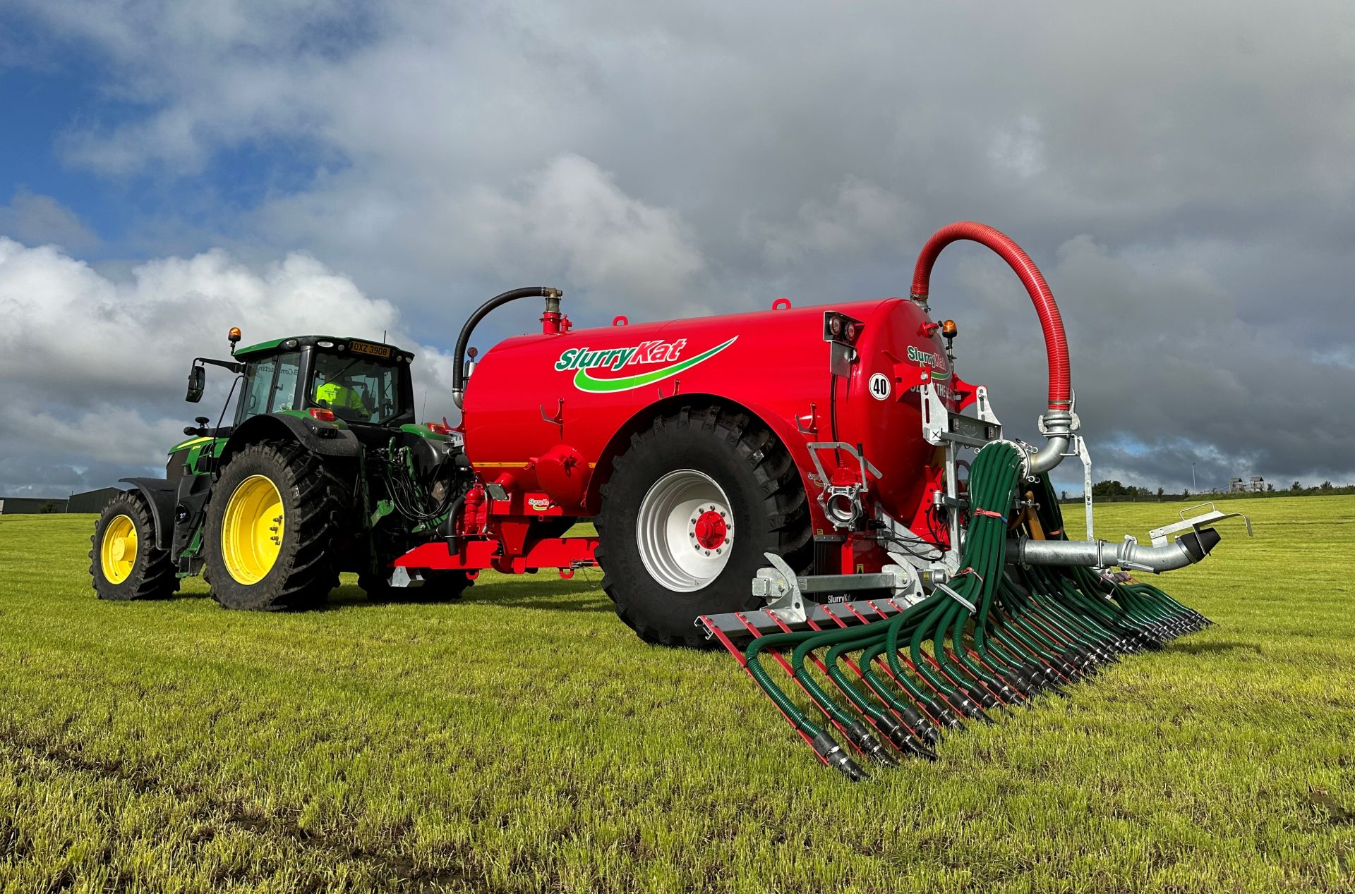 SlurryKat launches wider trailing shoes - Profi