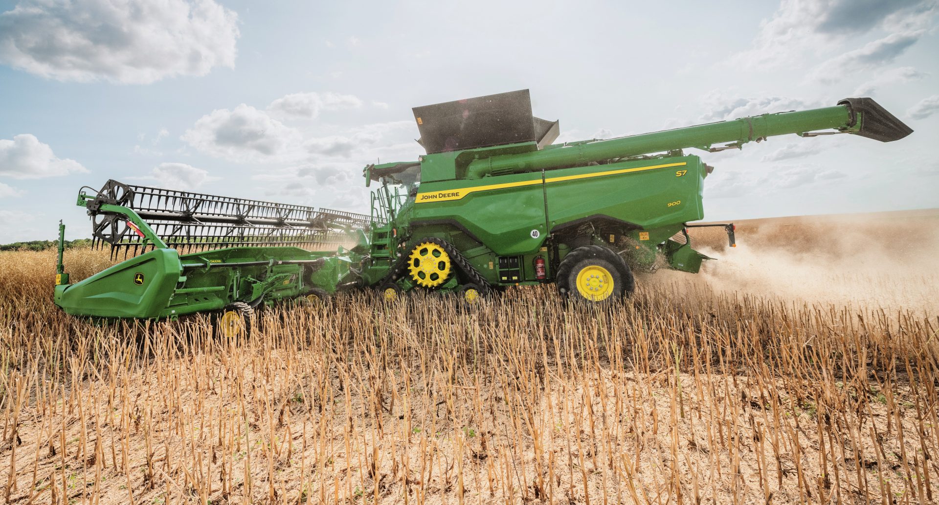 New John Deere S7 combines for 2025 - Profi