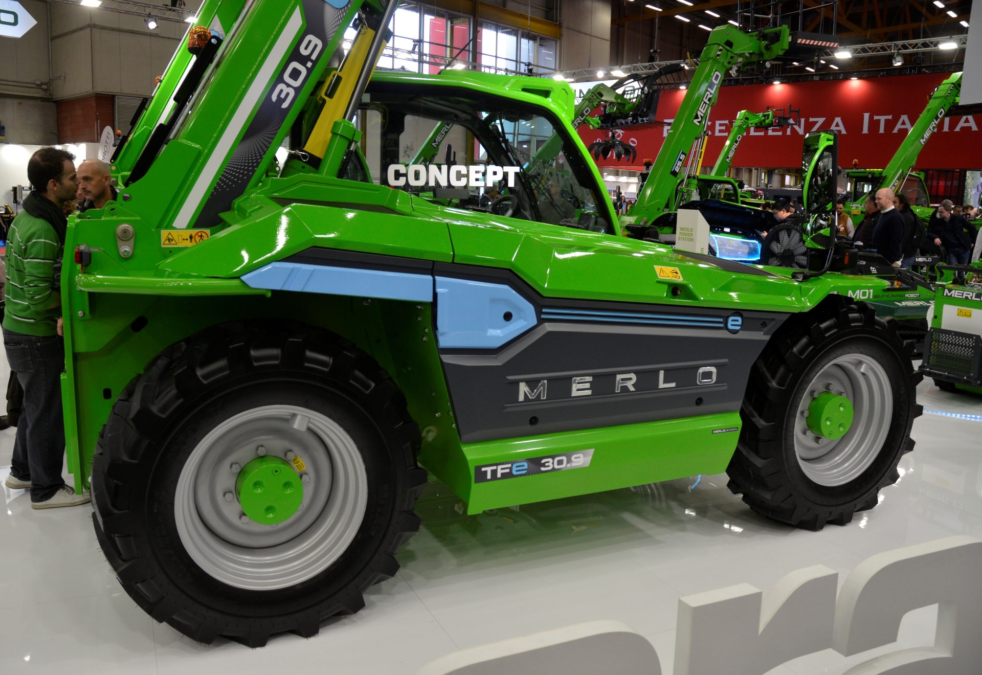 Merlo electrifies Turbofarmer telehandler - Profi