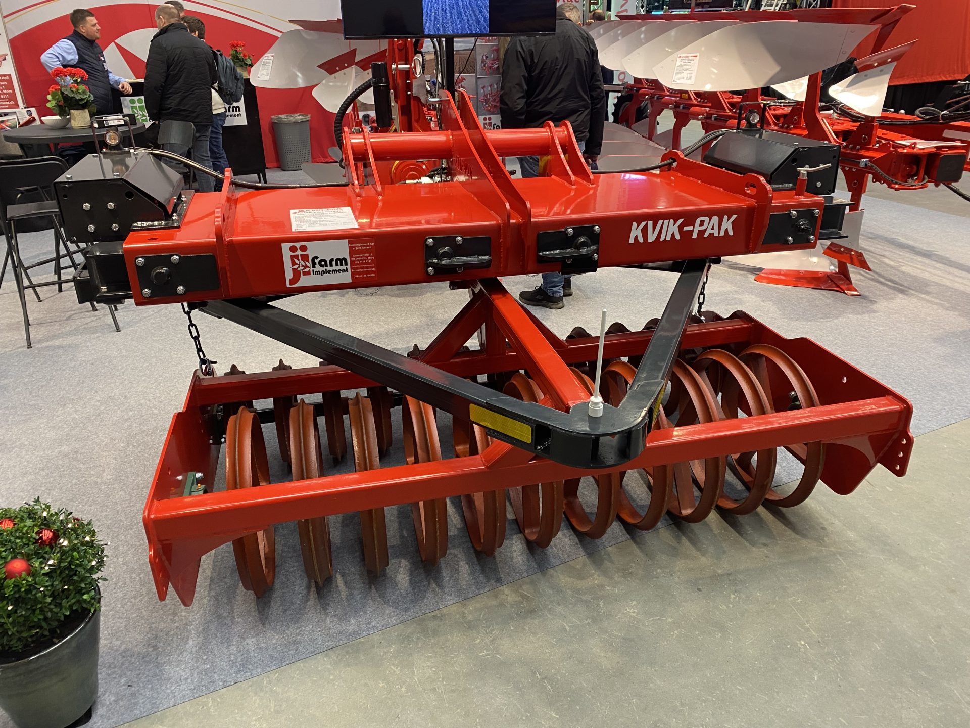 AGROMEK: Offset plough press - Profi