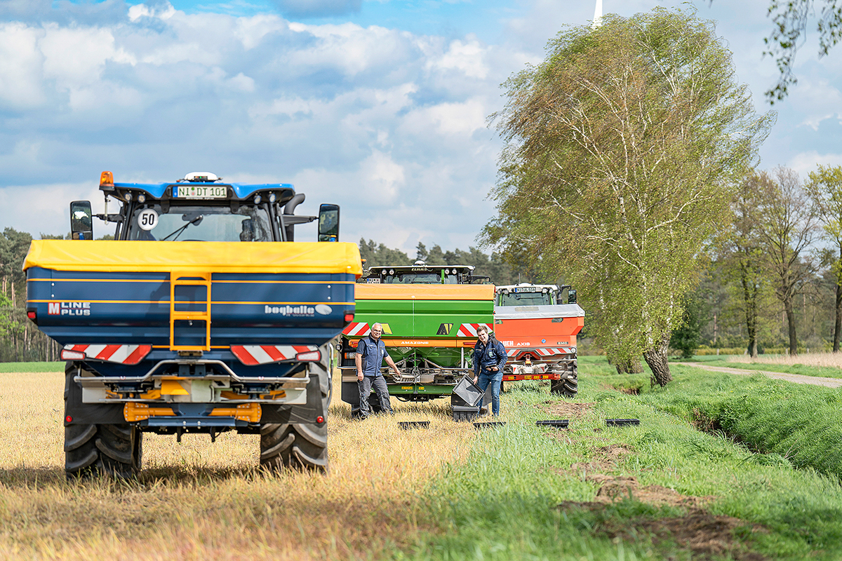 Classic border spreading versus mid-mount deflectors - Profi