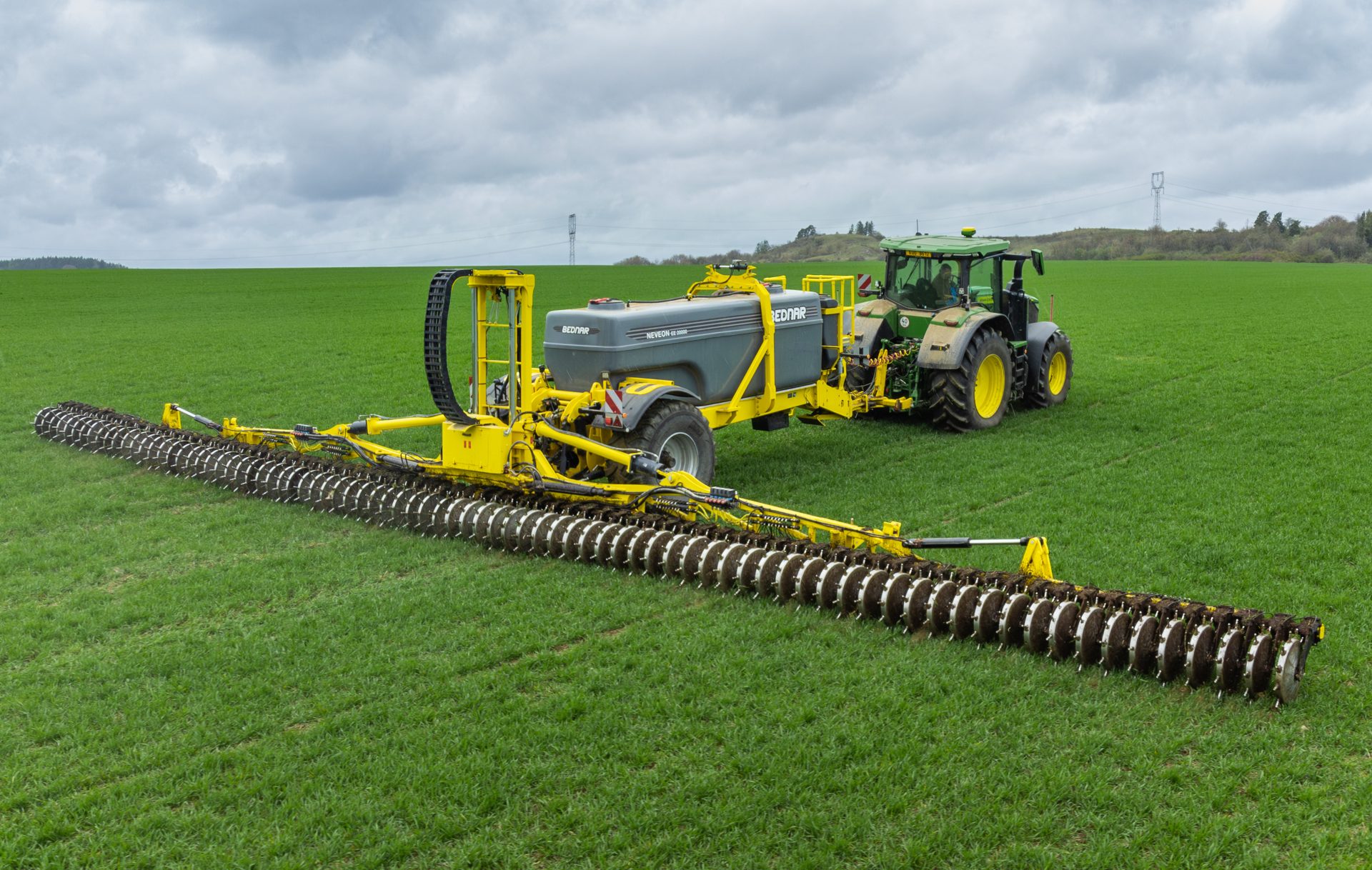 Bednar Neveon liquid fertiliser applicator - Profi