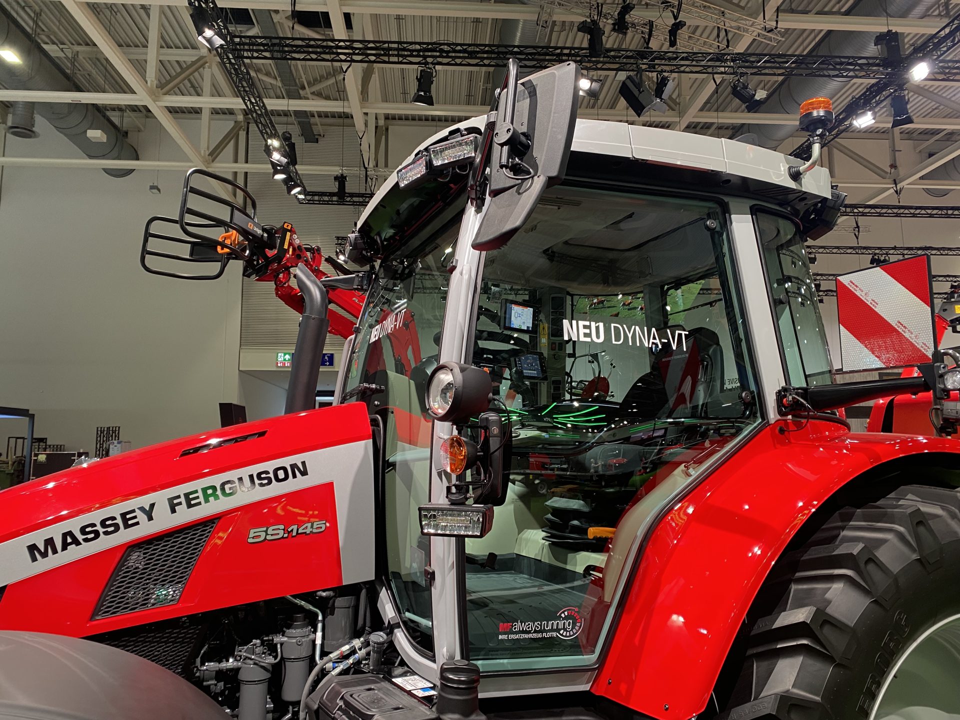 Agritechnica 2025: Dyna-VT option for Massey 5S - Profi