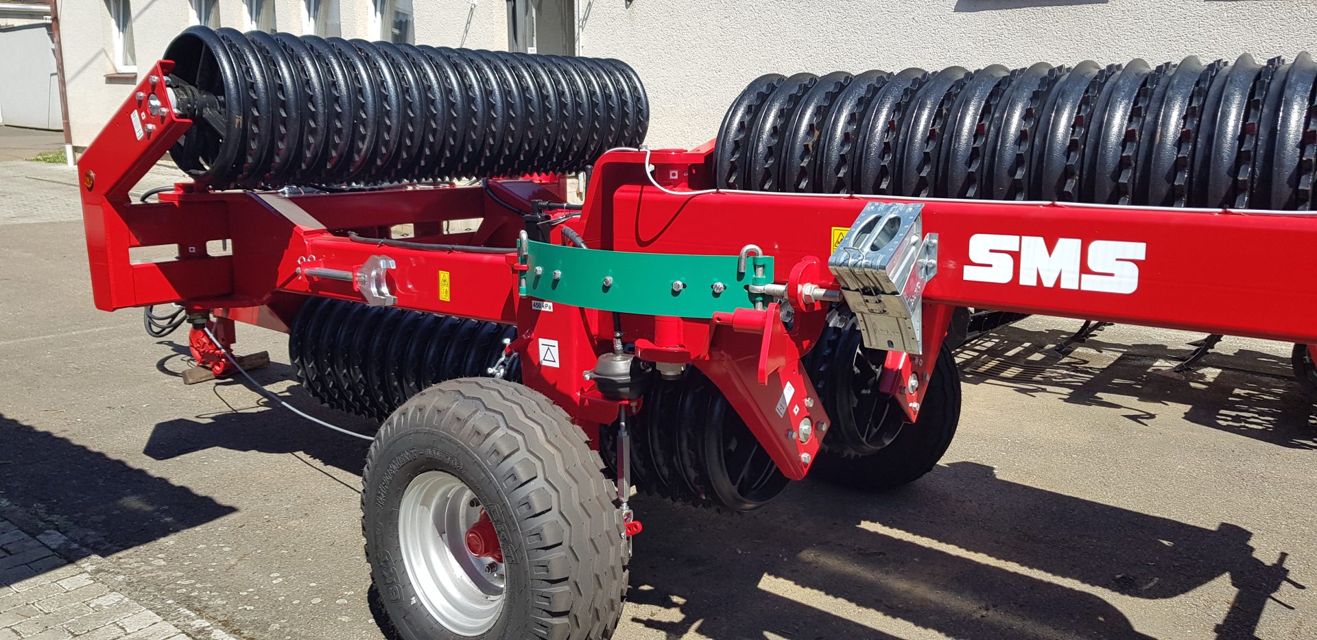 SMS extends roller range - Profi