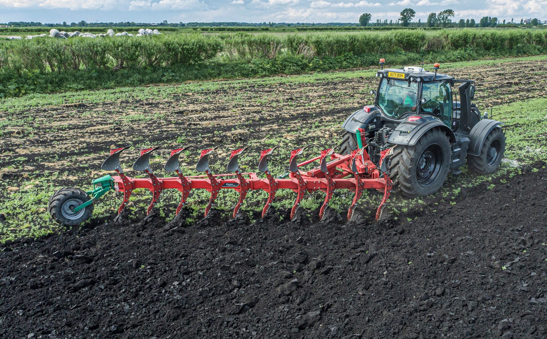 Kverneland on-land Ecomat at Tillage - Profi