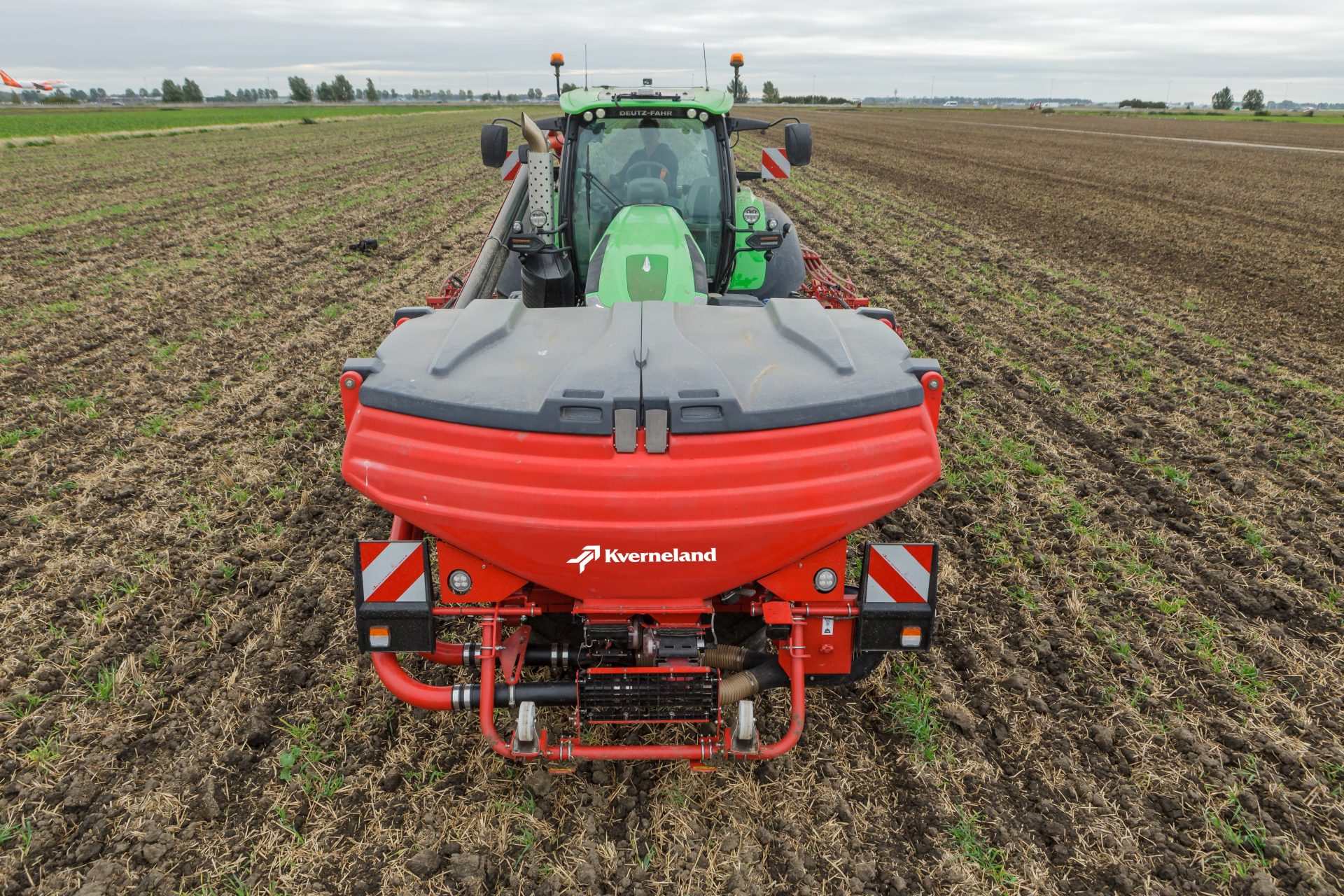 Flexible Kverneland front hopper - Profi